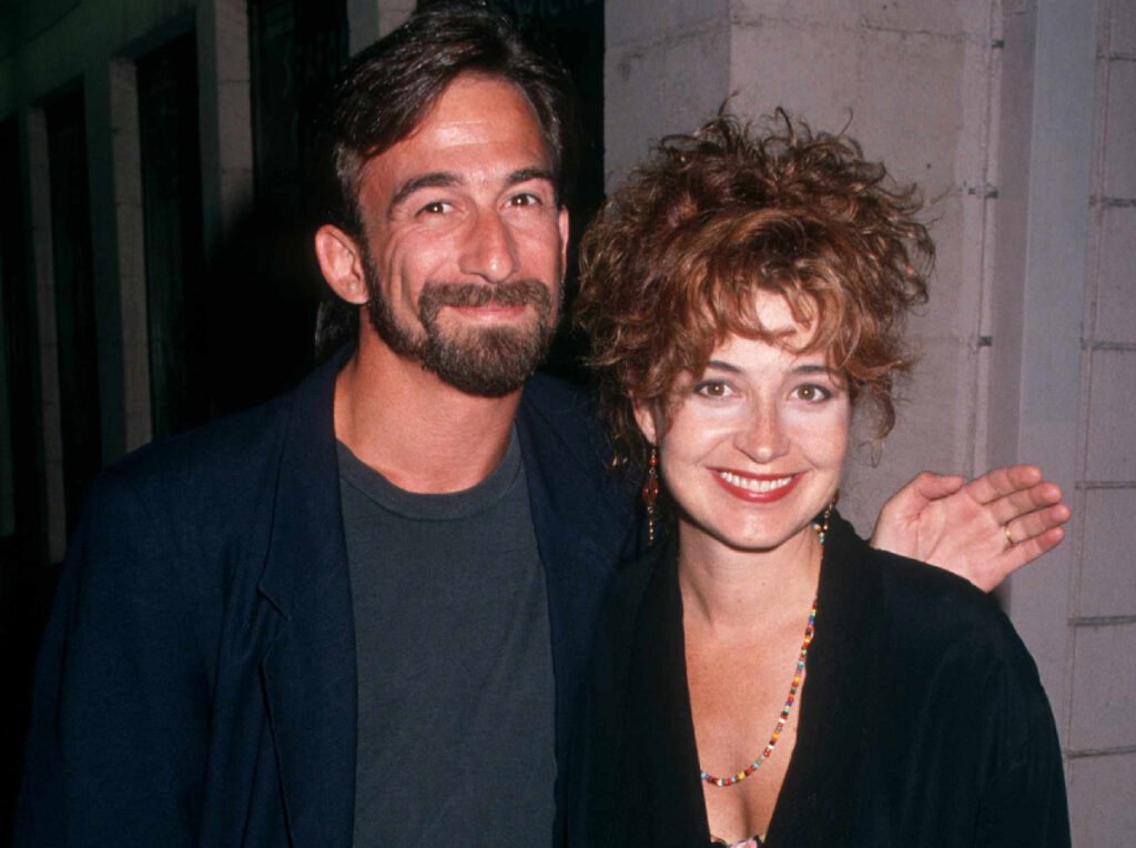 Who Is Doc Hayman? All About The Life Of Annie Potts’ Son - Balzaro ...